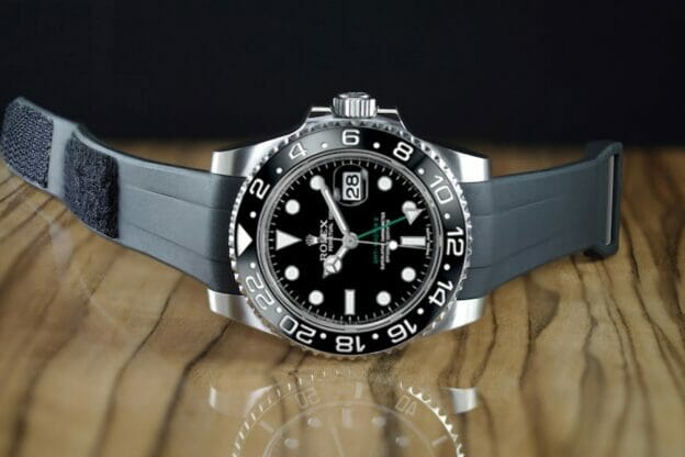 How to Use a GMT & How To Read A GMT Watch - Rubber B